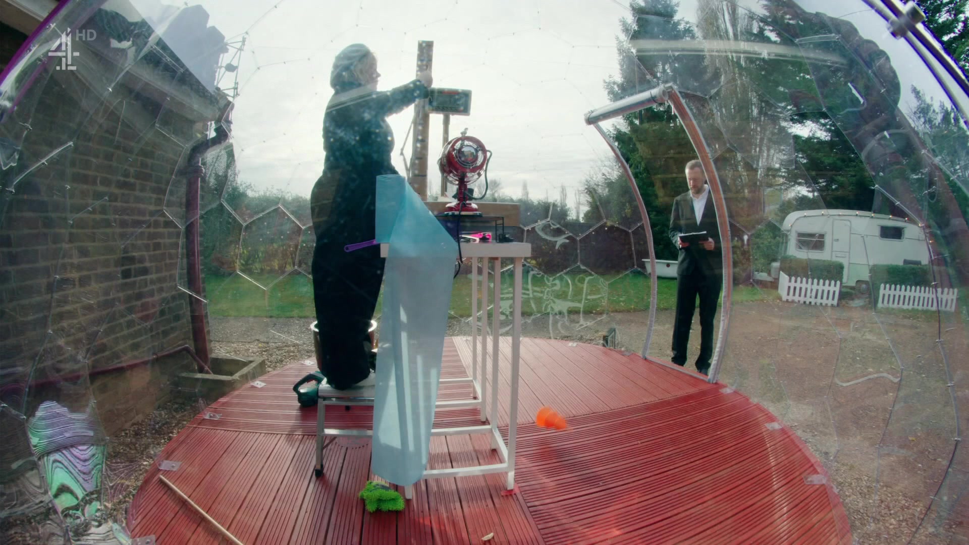 10x00 - New Year Treat: The Fastest Duck - Screencaps - Taskmaster10x00 ...